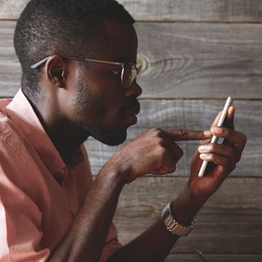 20 Subtle Signs He’s Feeling Smothered | MadameNoire