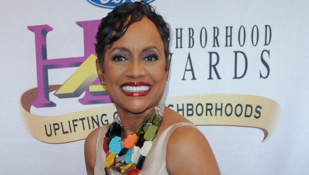 Judge Hatchett's Son Suing Cedars Sinai In The Death Of His Wife Hrs ...