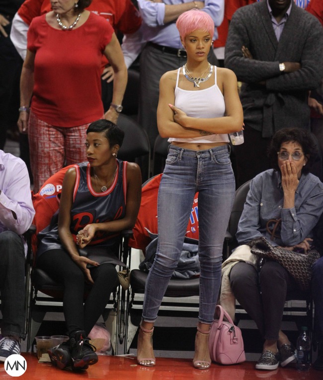 Queen Of The Court: The Best Of Rihanna’s Courtside Fashion | Page 6 ...