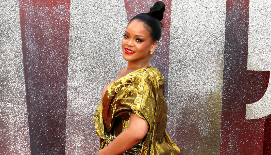 “I’m About To Get Back Into The Gym”: Say Goodbye To “Thicc” Rihanna ...