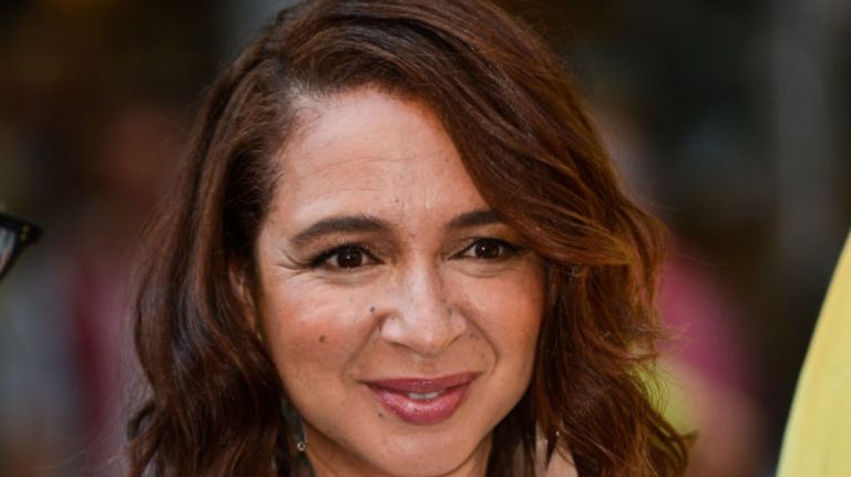 Maya Rudolph Talks Biracial Identity After Losing Her Black Mother