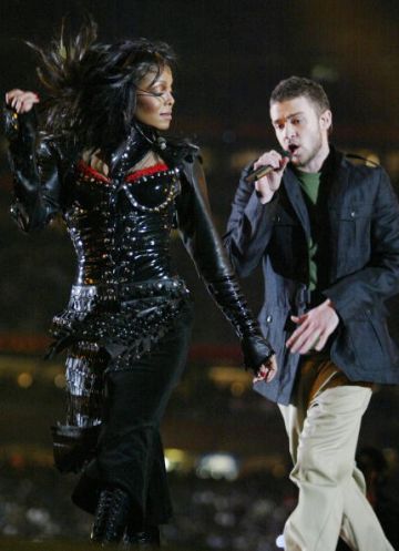 Documentary To Explore Janet Jackson's 2004 Super Bowl Halftime Show