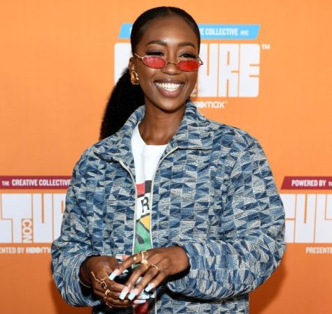 'Parking Lot Pimpin's' Lynae Vanee Eats Iconic 'School Daze' Scene