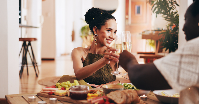 Love Or Lunch? Why The Foodie Call Trend Has Daters On Alert