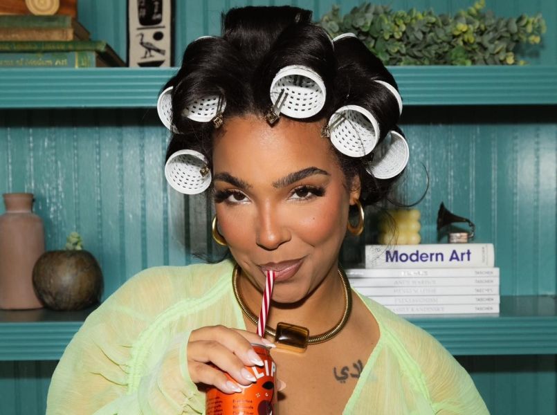 Roller Sets Are The Old-School Hair Move We’re Loving Again