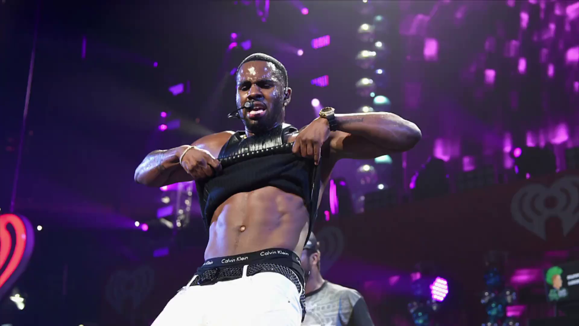 Former Label Signee Accuses Jason Derulo Of Sexual Harassment - MadameNoire