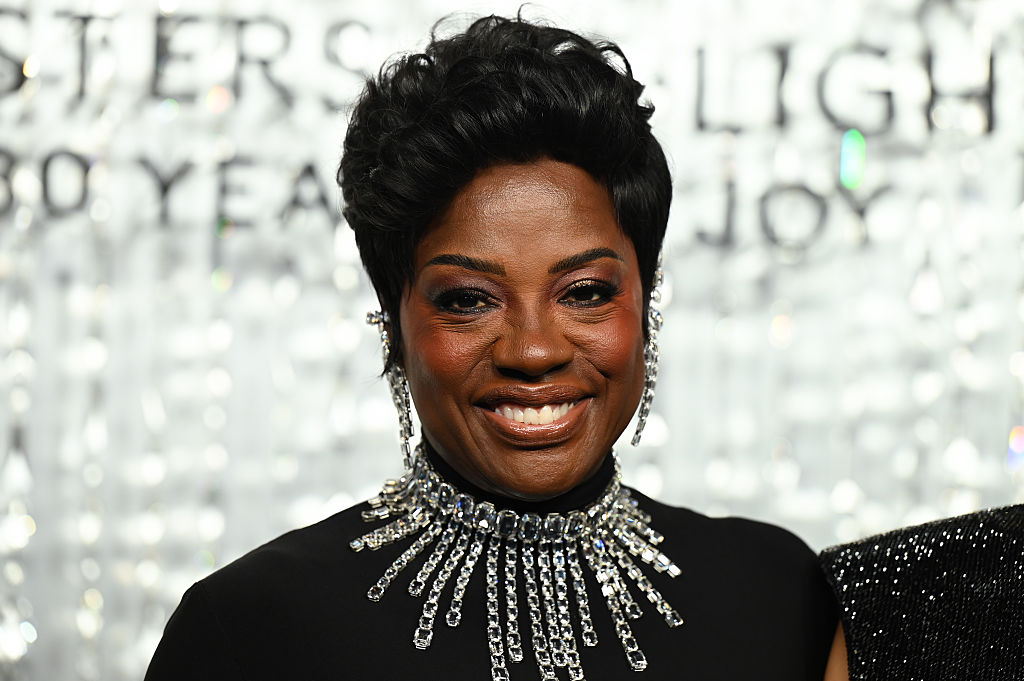 Unrecognizable? Viola Davis' New Looks Causes A Stir